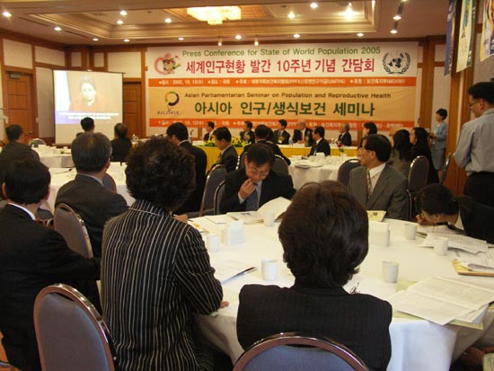 "양성평등 통해 빈곤퇴치할 수 있다"